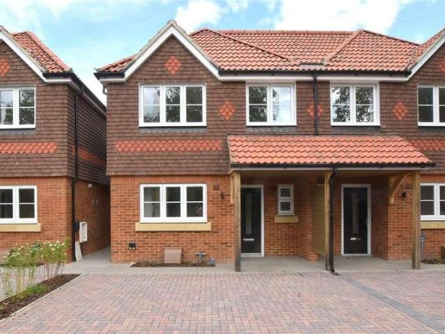 3 bed house for sale