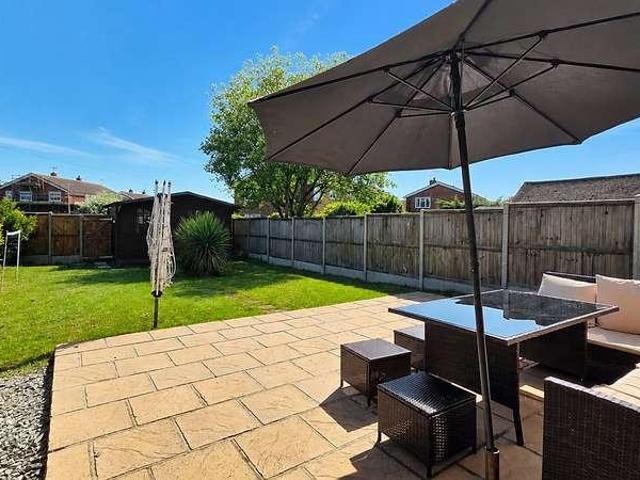 3 bed house for sale
