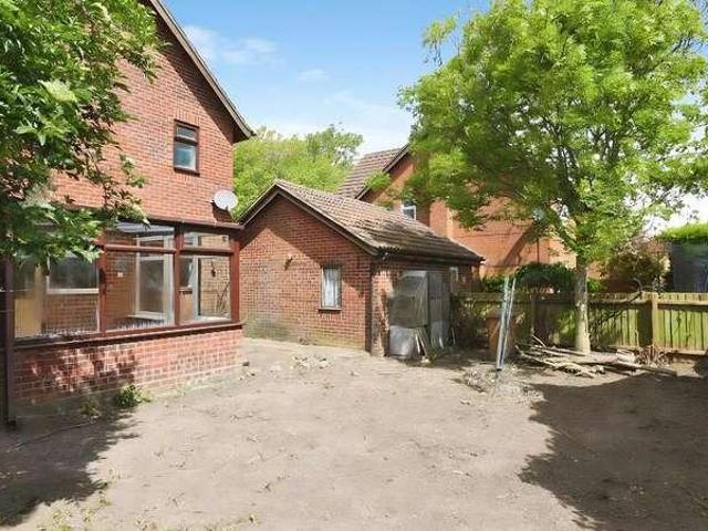 3 bed house for sale