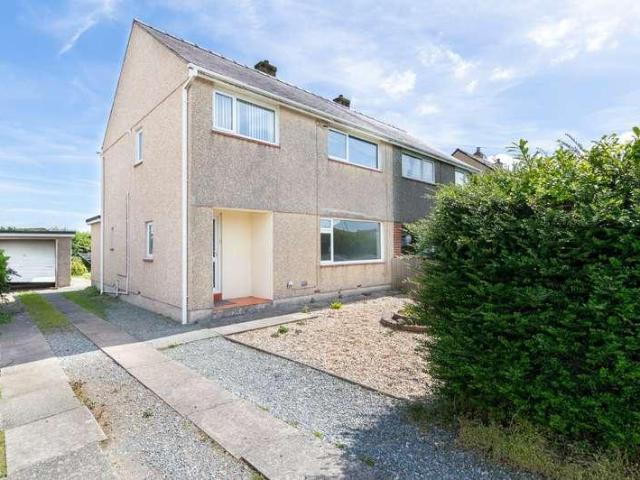 3 bed house for sale
