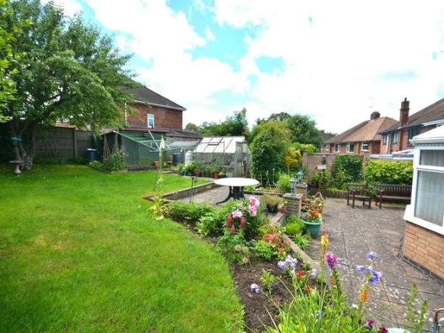3 bed house for sale