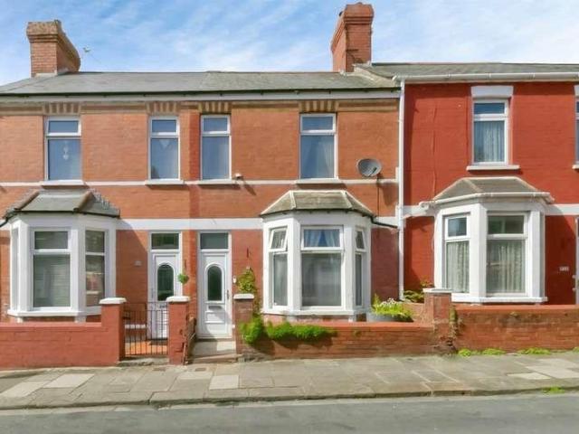 3 bed house for sale