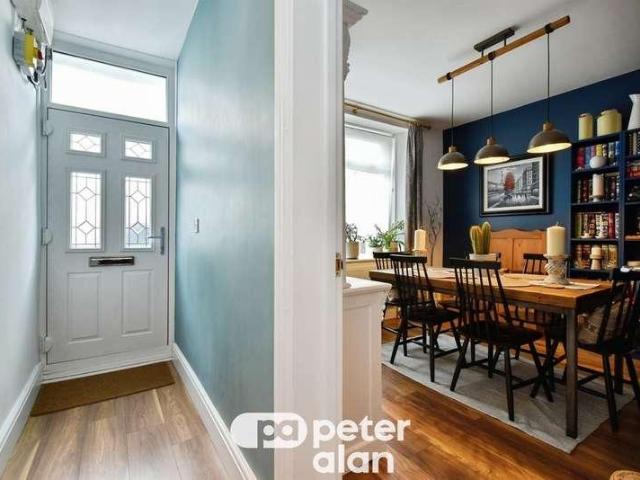 3 bed house for sale