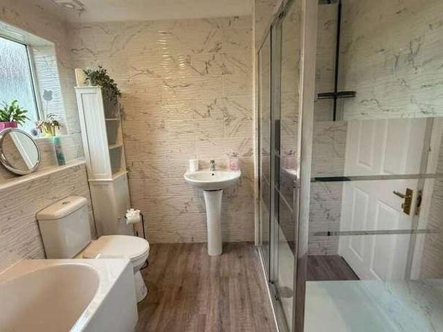 3 bed house for sale