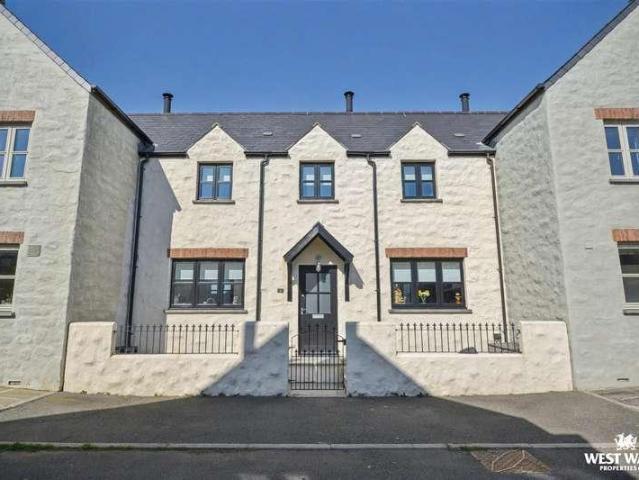 3 bed house for sale