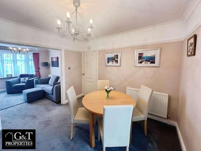 3 bed house for sale