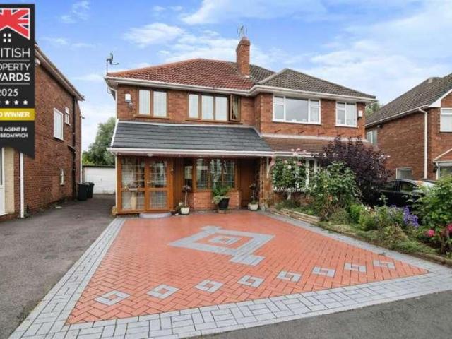 3 bed house for sale