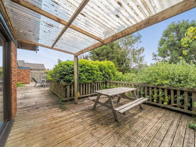 3 bed house for sale