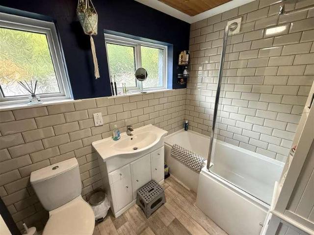 3 bed house for sale