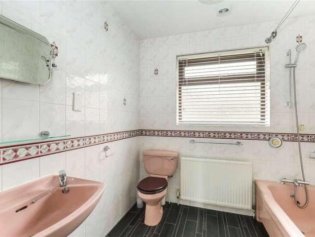 3 bed house for sale