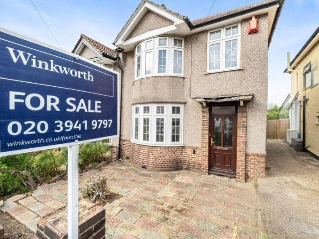 3 bed house for sale