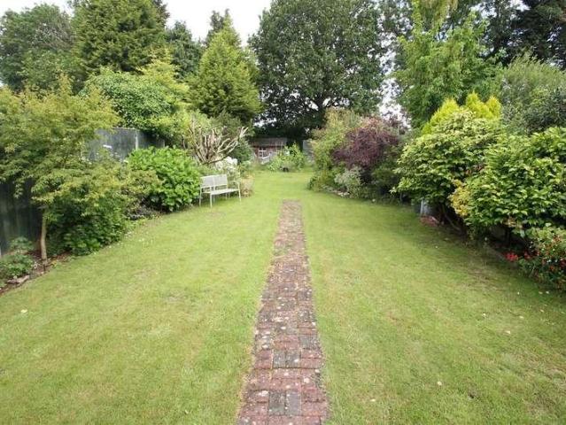 3 bed house for sale