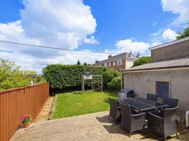 3 bed house for sale