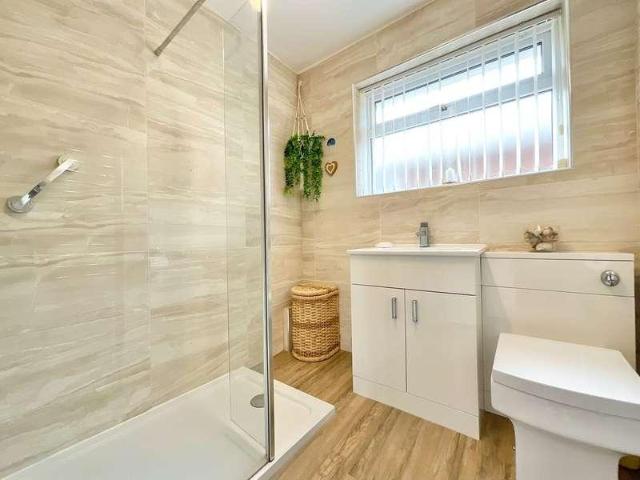 3 bed house for sale