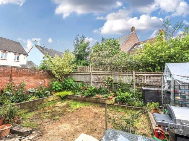 3 bed house for sale