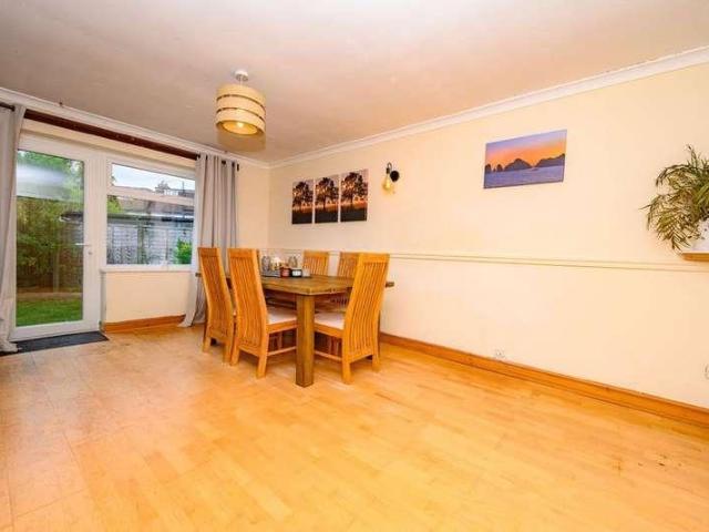 3 bed house for sale