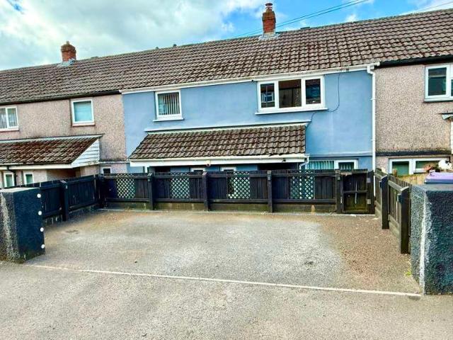 3 bed house for sale