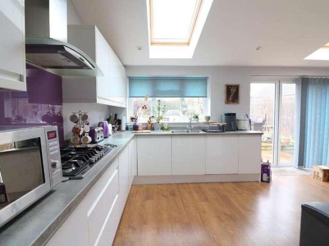 3 bed house for sale
