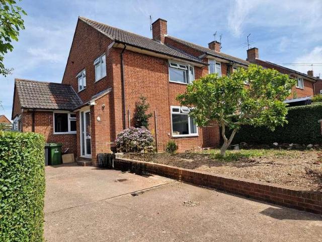 3 bed house for sale