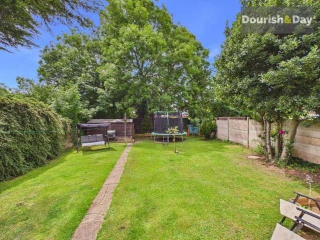 3 bed house for sale
