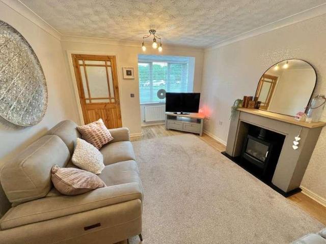 3 bed house for sale