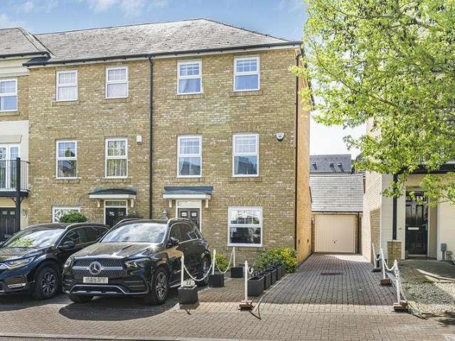 3 bed house for sale