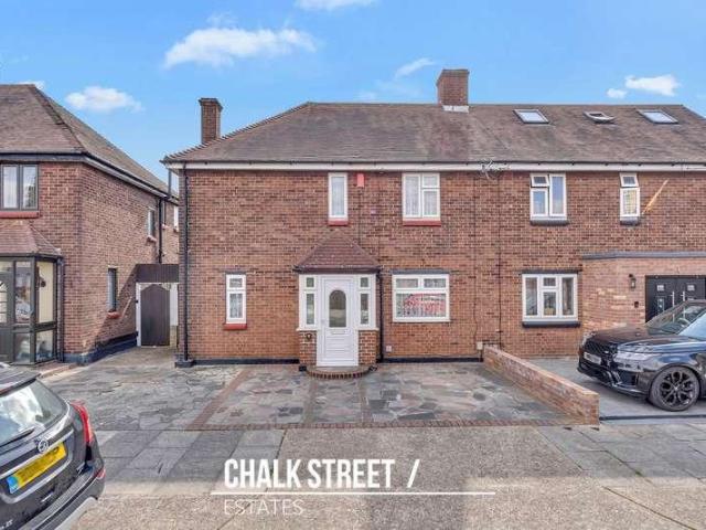 3 bed house for sale