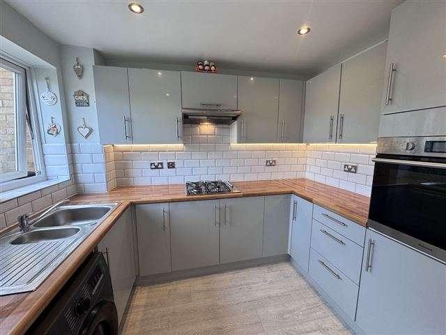 3 bed house for sale