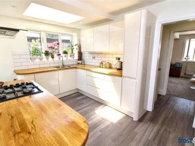 3 bed house for sale