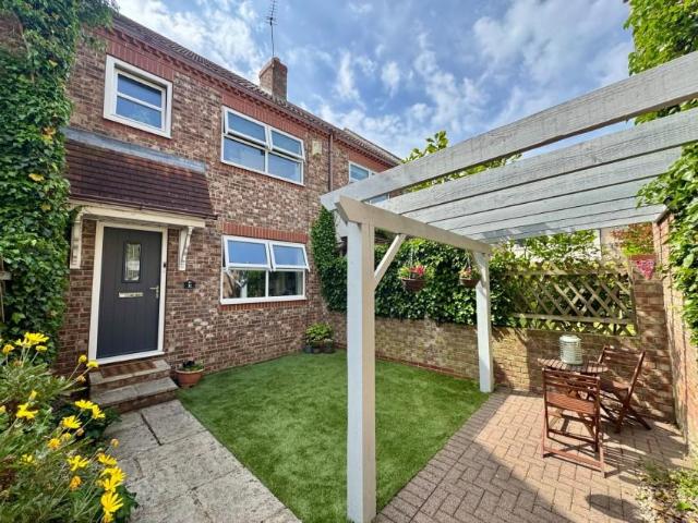 3 bed house for sale
