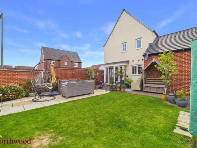 3 bed house for sale