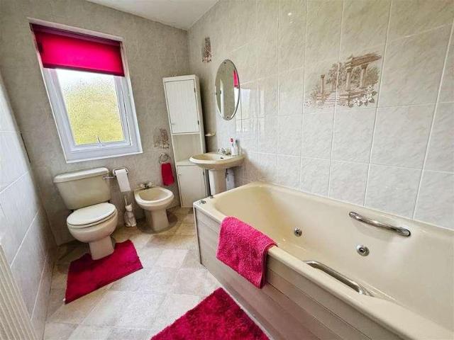 3 bed house for sale