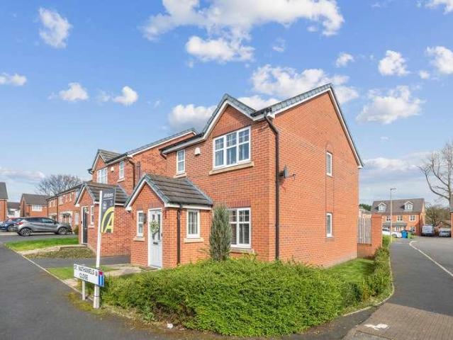 3 bed house for sale