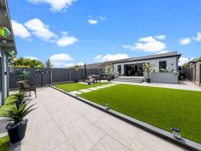 3 bed house for sale