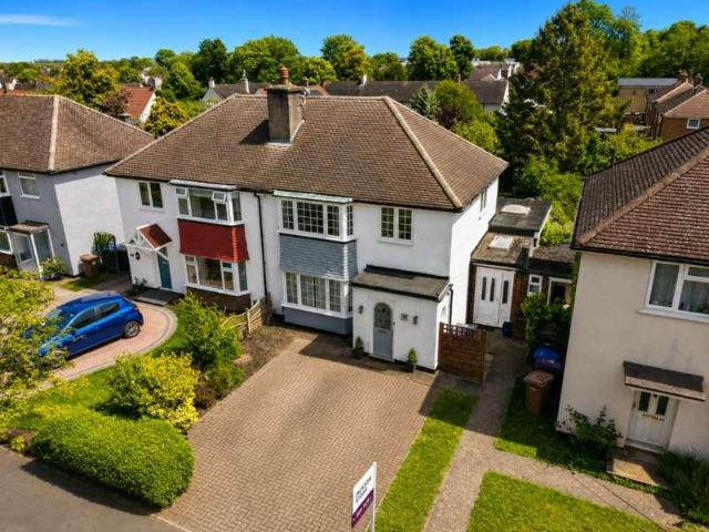 3 bed house for sale