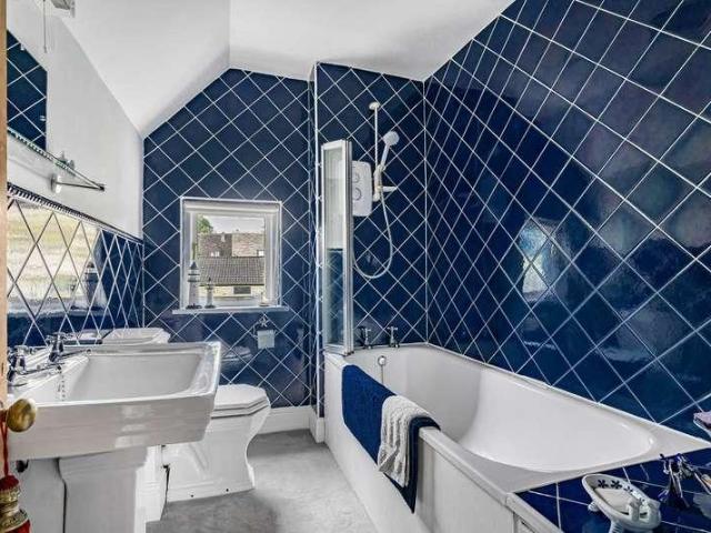 3 bed house for sale