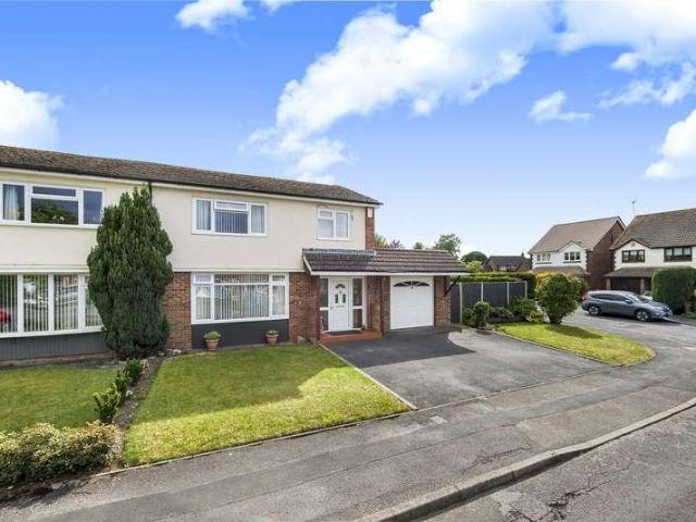3 bed house for sale