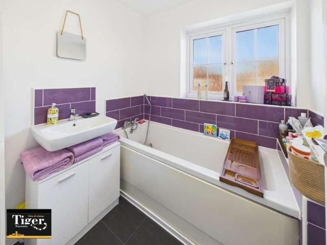 3 bed house for sale