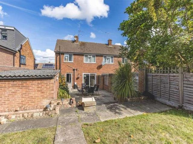 3 bed house for sale