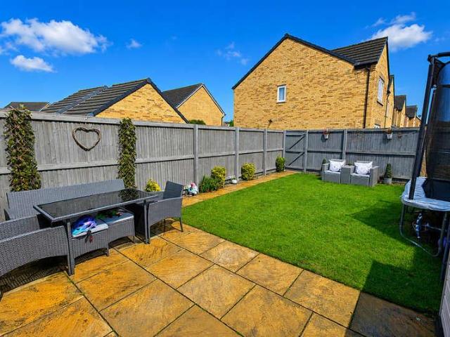 3 bed house for sale