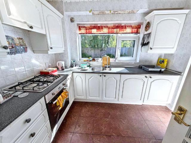 3 bed house for sale