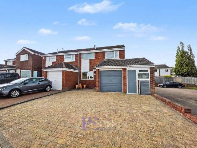 3 bed house for sale