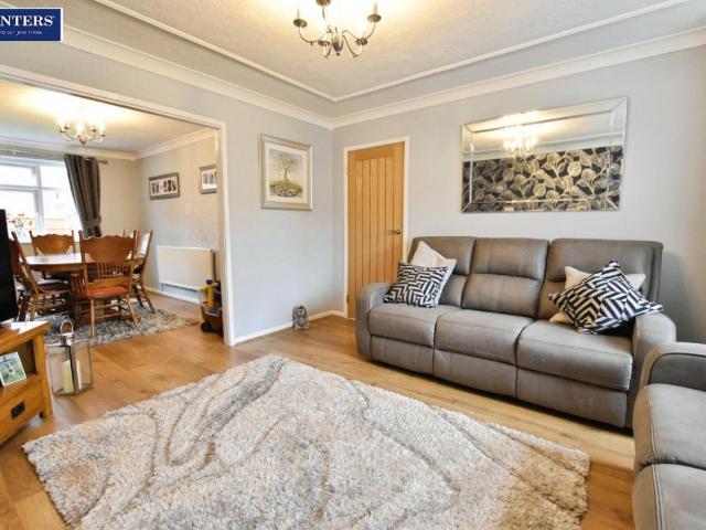 3 bed house for sale