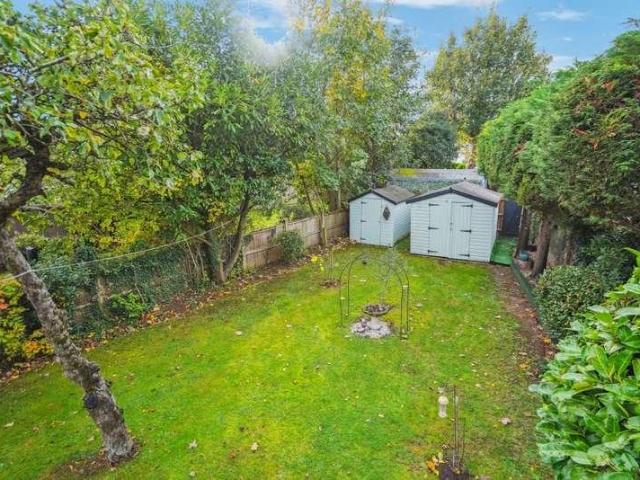 3 bed house for sale