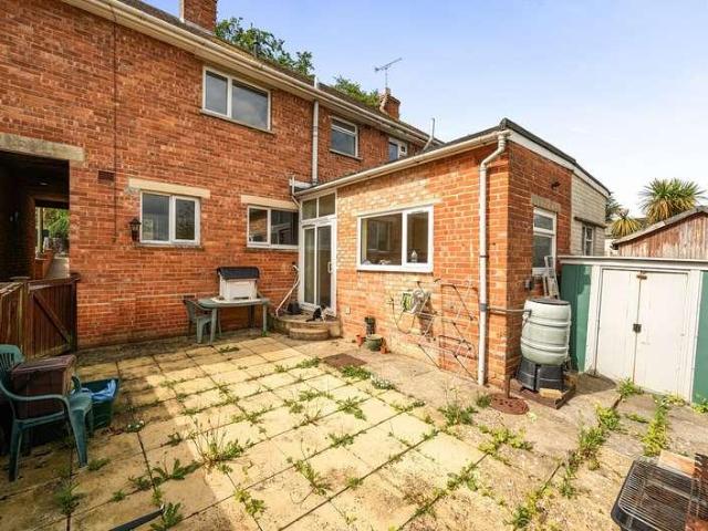 3 bed house for sale