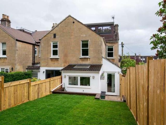 3 bed house for sale