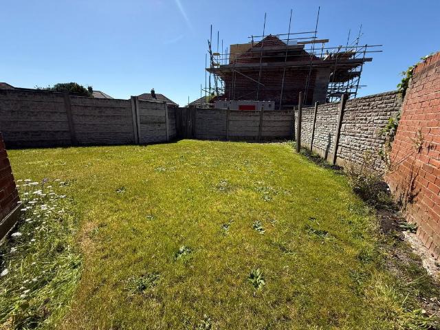 3 bed house for sale