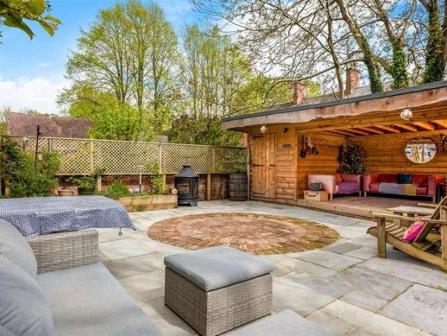 3 bed house for sale