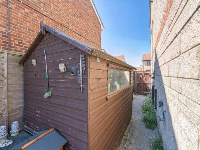 3 bed house for sale