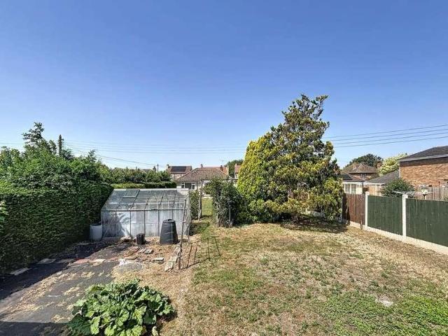 3 bed house for sale